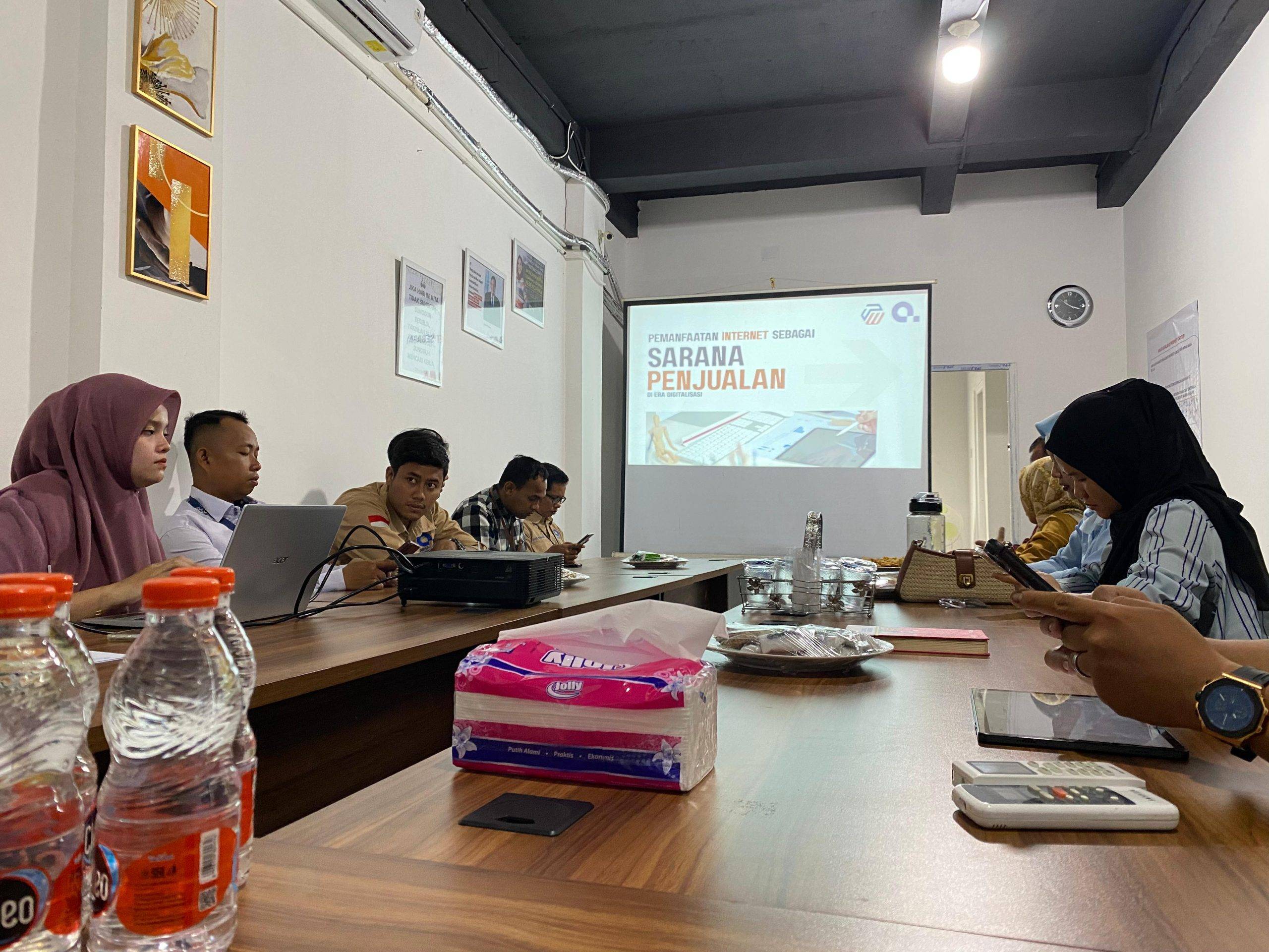 Seminar Manfaat Internet untuk Meningkatkan Penjualan Properti di Era Digitalisasi